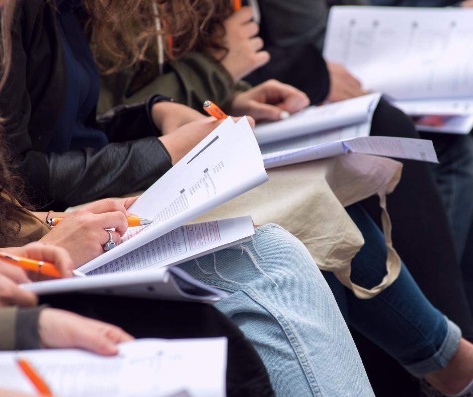 Simulari examene IELTS si Cambridge - EdVenture School Bucuresti